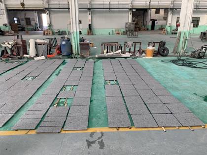Factory Supply Steel Grey Granite Building Decoration Floor Tiles